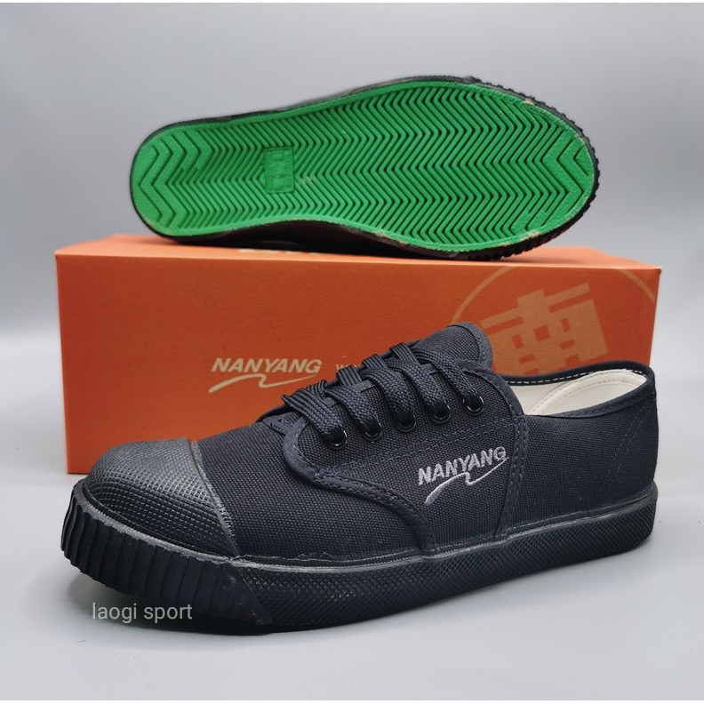 Jual Sepatu takraw Nanyang orginal thailand motif hitam | Shopee Indonesia