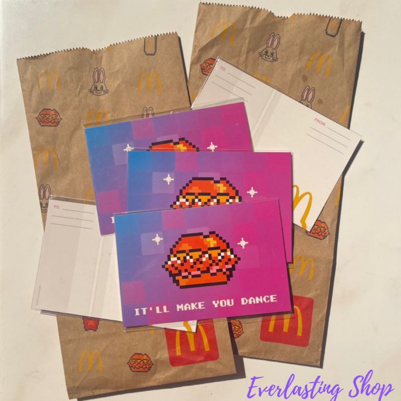 Jual MCD X NEW JEANS POSTCARD McDonald's Collab Free Paper Bag Logo ...