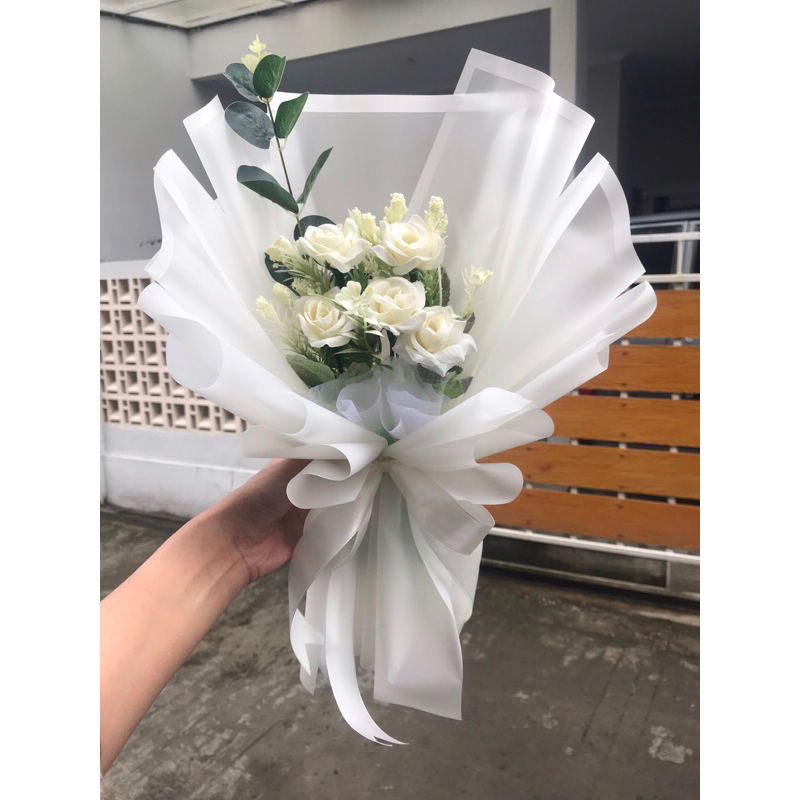 Jual Buket bunga palsu artificial mini size mawar putih (free kartu ...