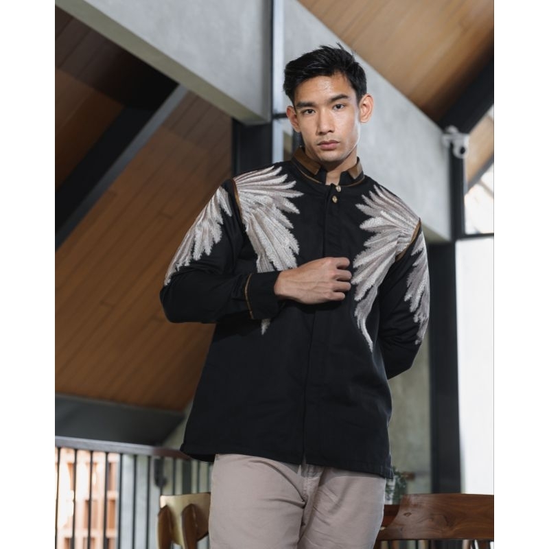 Jual Kemeja Bordir Pria NUC.ID Fitrah 03 (Hitam) | Shopee Indonesia