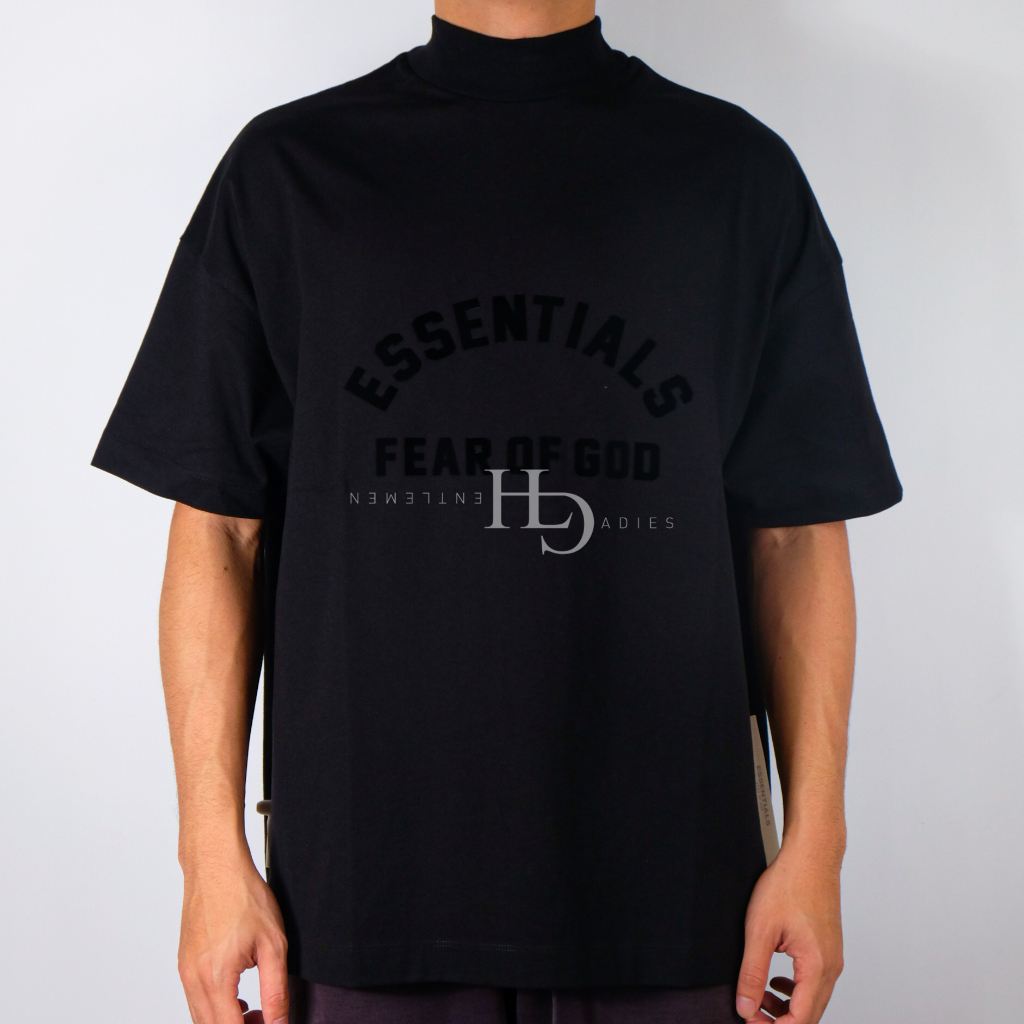 Jual FOG Essentials FW23 Curved Logo Tee Black | Shopee Indonesia