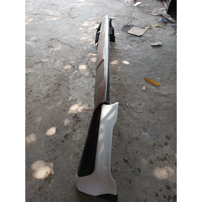 Jual bodykit toyota innova zenix modelista 2023 original depan | Shopee ...