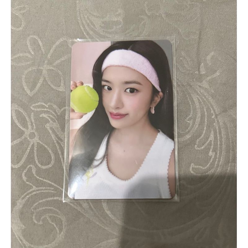 Jual photocard yujin ive pizza papa johns benefit pc an yujin izone iz*one eleven love dive ...