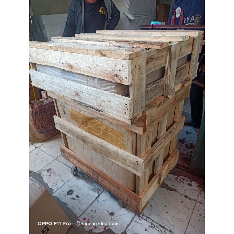 Jual Palette Kayu // Extra tambahan packing kayu agar lebih aman ...