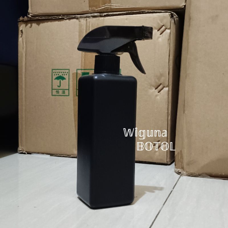 Jual Botol Spray 500ml HDPE kotak / Botol HDPE 500ml Kotak Tutup Spray Triger Kispray Hitam ...