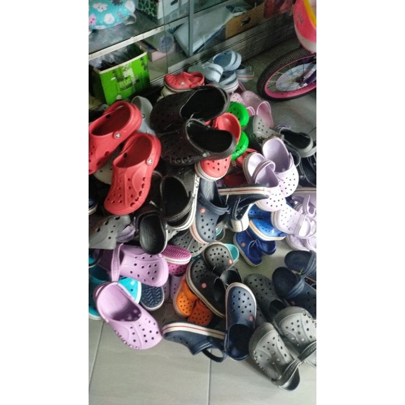 Jual Sendal CROCS ORI RIJEK Co live +admin | Shopee Indonesia