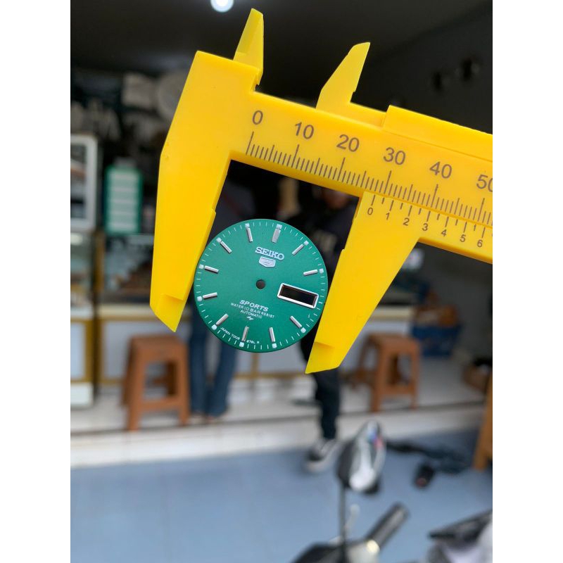 Jual Plat dial jam tangan Seiko 5 sport hijau 7009 | Shopee Indonesia