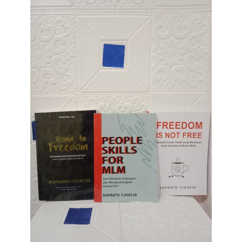 Jual 3 buku satu paket Road to Freedom & Freedom is not free & People ...