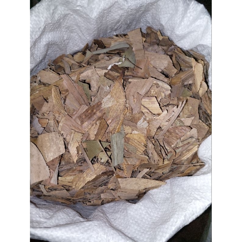 Jual Daun Bambu Kering Cacah Media Tanam Kemasan karung 25kg Kering ...