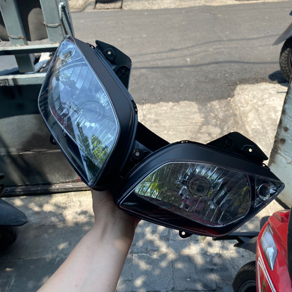 Jual LAMPU DEPAN R15 V2 LAMA BOHLAM HEADLAMP R15 V2 LAMA REFLEKTOR R15 ...