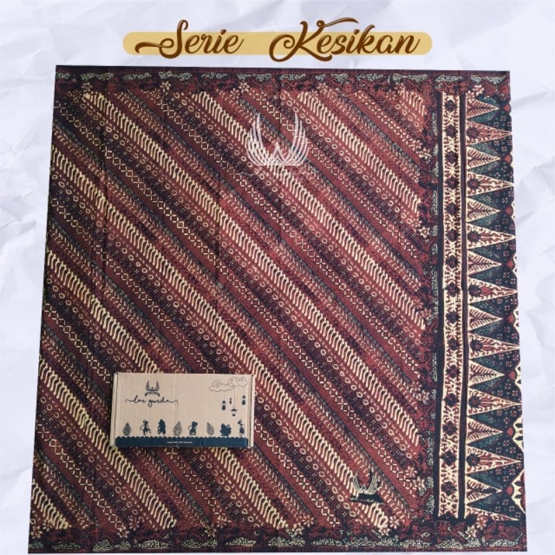 Jual Sarung Batik LarGurda Serie Kesikan (Motif Parng Variasi) | Shopee ...