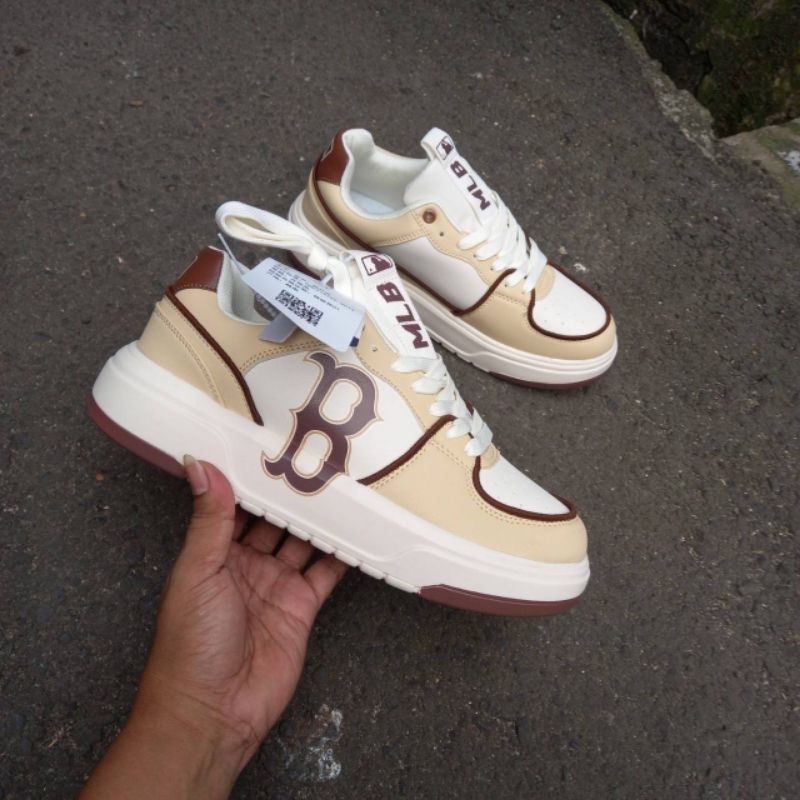 Jual SEPATU ARTIS MAYOR LEAGUE BASEBALL MLB CUNKY WHITE | Shopee Indonesia
