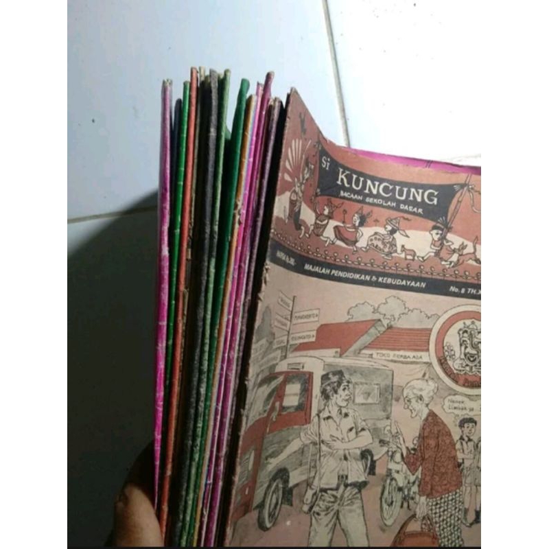 Jual Majalah si kuncung tahun 1976-80an 20 majalah | Shopee Indonesia