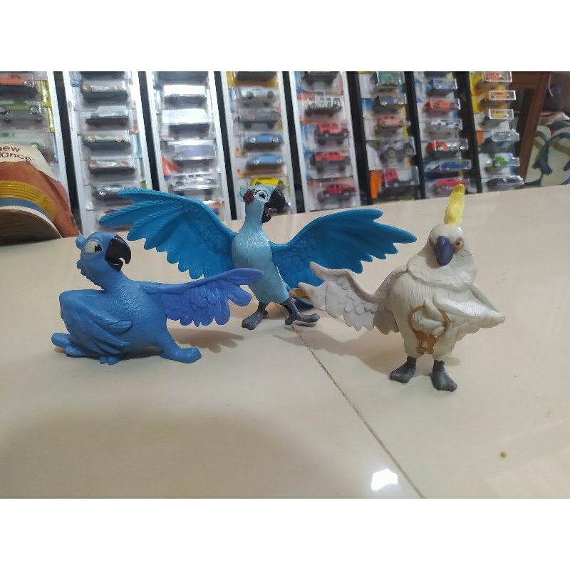 Jual Figure Rio Bird Mainan McD | Shopee Indonesia