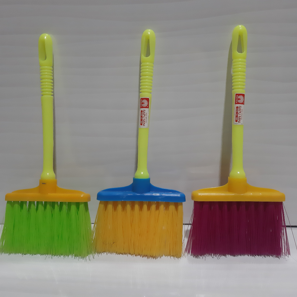 Jual Sapu mini warna kecil plastik / Sapu mini mobil plastik best ...