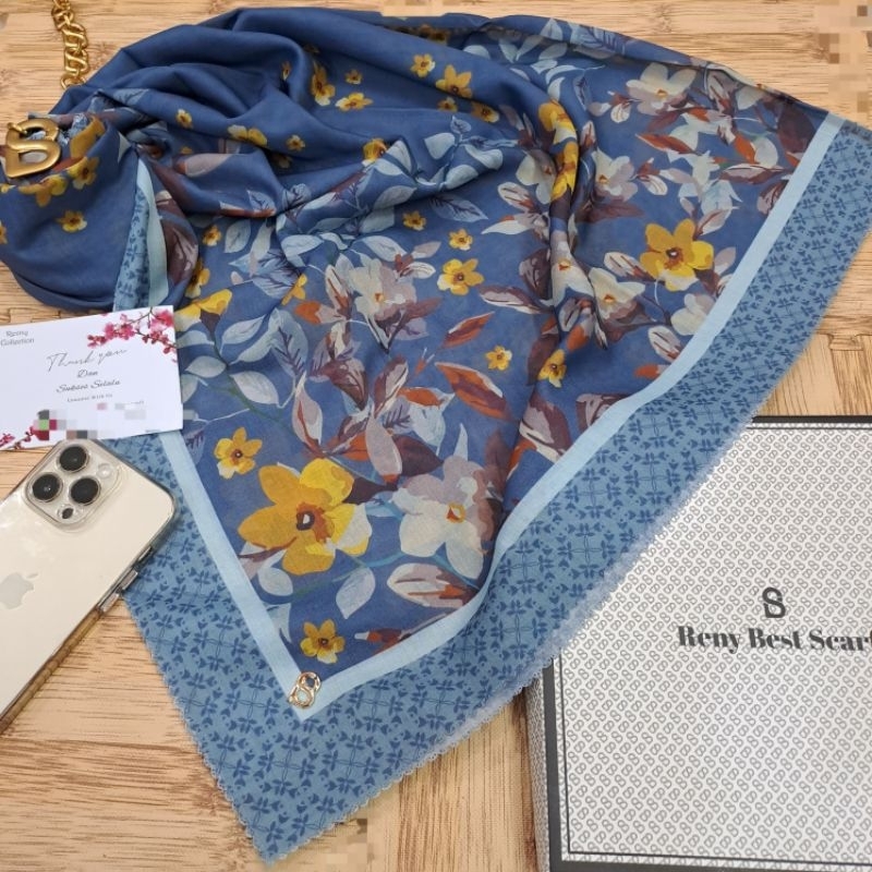 Jual Cheerfull signature series hijab Semi ori buttonscarves/ bahan ...
