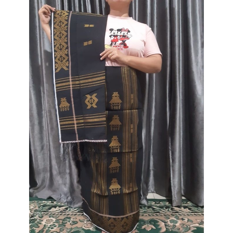 Jual Stelan Lurik Sutra Karo Rumah Adat | Shopee Indonesia
