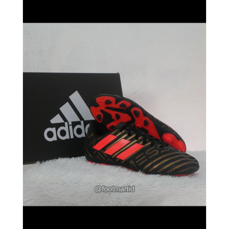 Jual Paket 2 Pcs Sepatu Bola Adidas Second Original | Shopee Indonesia