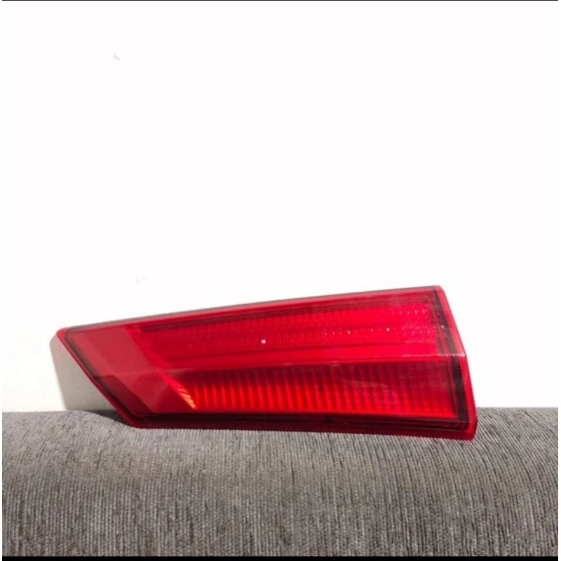 Jual Reflektor Bagasi Calya Sigra semua tahun type sama | Shopee Indonesia