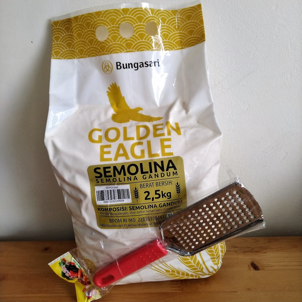 Jual Bungasari Golden Eagle Semolina / Semolina Gandum 2.5kg | Shopee ...
