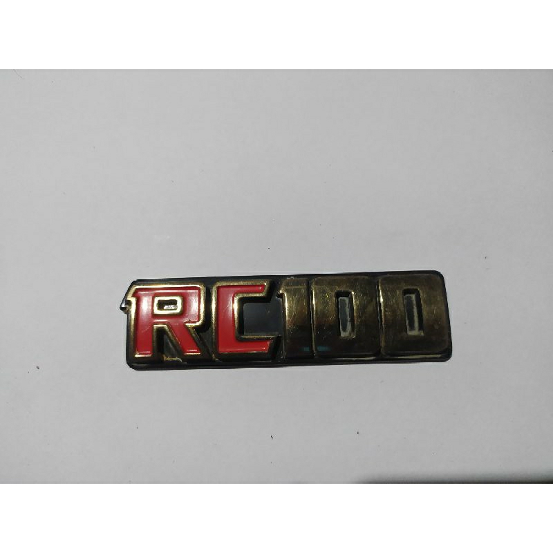 Jual Suzuki RC100 emblem box aki original baru cuma sebiji | Shopee ...