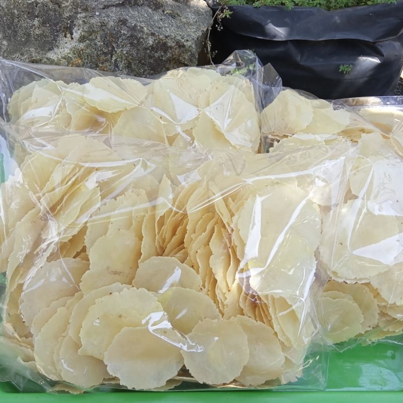 Jual Emping melinjo mentah 500gram mlinjo mentah super tipis 1/2 kg ...
