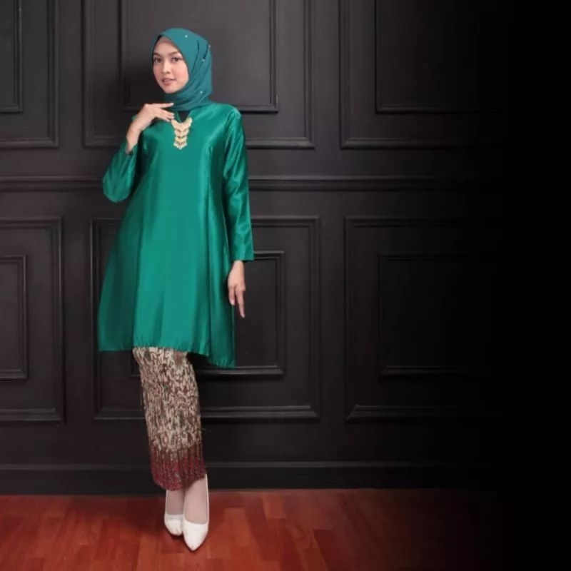 Jual KEBAYA TAFFETA SITI NURBAYA//KEBAYA TUNIK PADANG//KEBAYA MELAYU POLOS//KEBAYA MELAYU ...