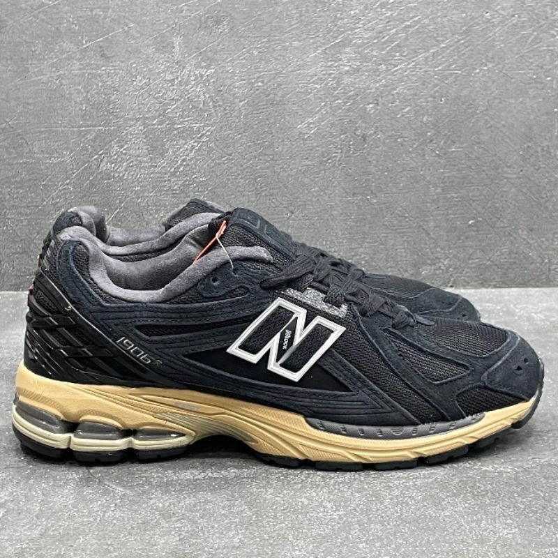 Jual Sepatu Sneakes Pria New Balance 1906 Black | Shopee Indonesia