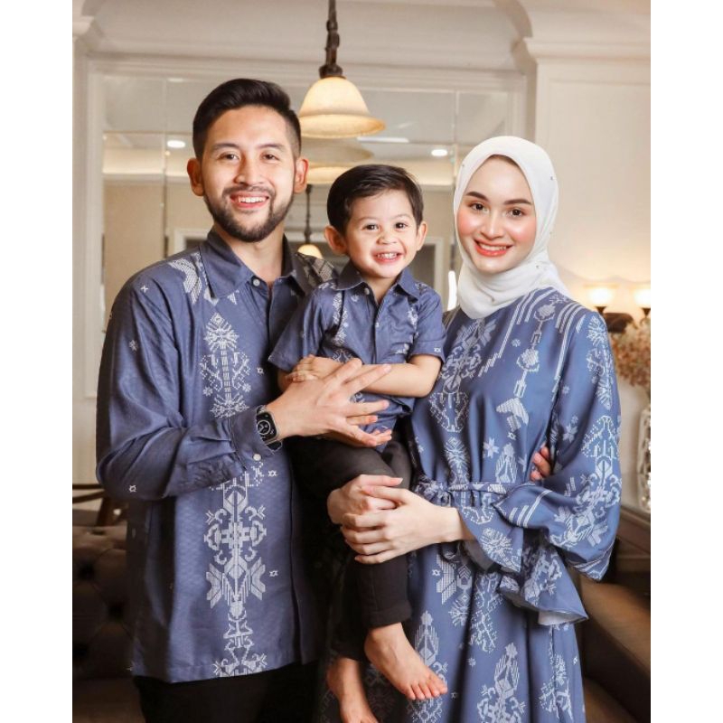 Jual Kain Silk Premium Motif Dhavina mewah elegan untuk couple sarimbit ...