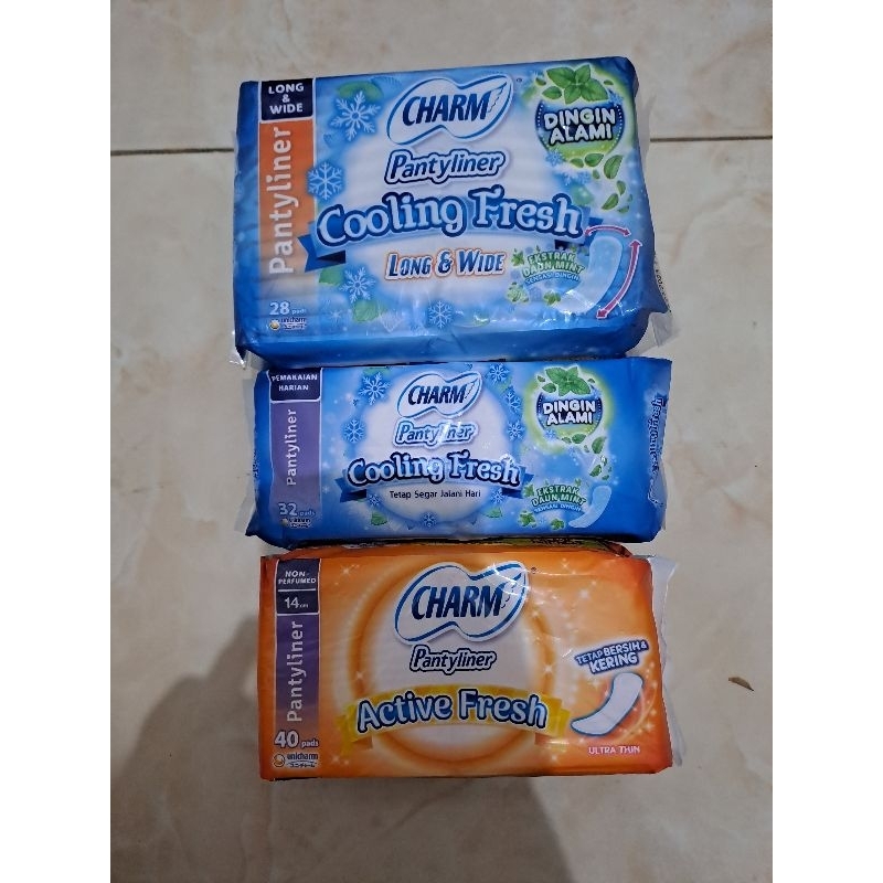 Jual Charm Pantyliner Cooling Fresh Reguler 32s / Long & Wide 28s 40s ...
