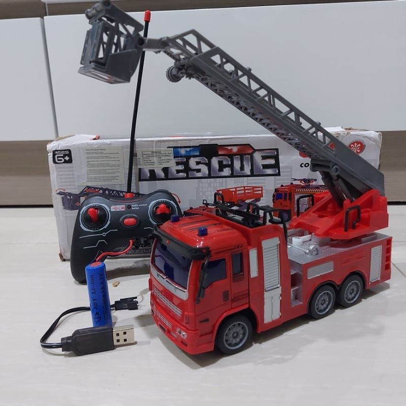 Jual TRUCK REMOTE CONTROL, RC TRUK TANGGA, RC PMK,TRUK RC | Shopee ...