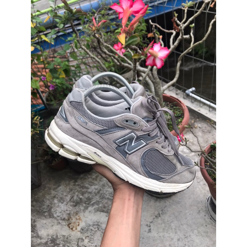 Jual NEW BALANCE 2002R GREY | Shopee Indonesia
