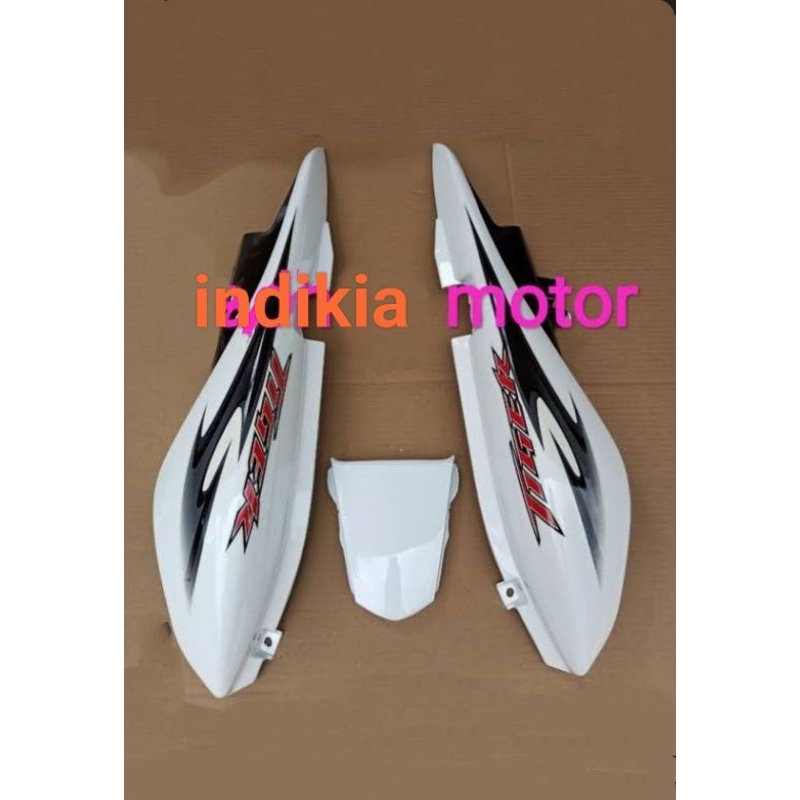 Jual cover body bodi belakang Tiger Revo putih | Shopee Indonesia