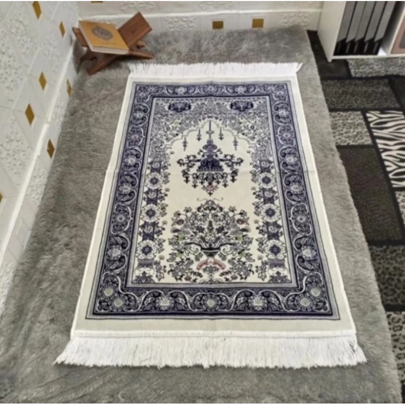 Jual sajadah tebal bludru putih halus sajadah Turki tebal | Shopee ...
