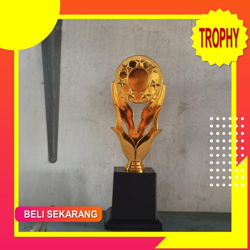 Jual Piala / Trophy Kecil (u/ Lomba, Wisuda, Kejuaraan, dll) | Shopee ...