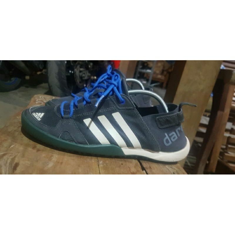 Jual adidas daroga | Shopee Indonesia