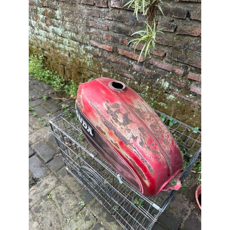 Jual Tangki CB 125 SE original Tangki Honda cb 125 SE original copotan ...