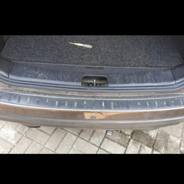 Jual PROMO Cover Panel Bagasi Tutup Baut Ban Serep HITAM Captiva GM ...