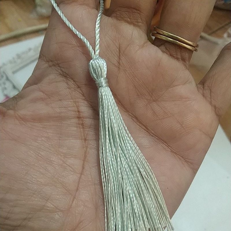 Jual (25 pcs) tasel/tassel | Shopee Indonesia
