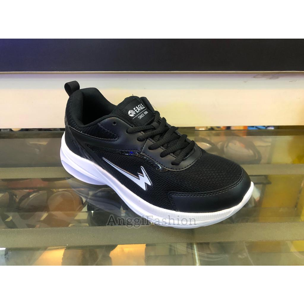 Jual Sepatu Sneakers Pria Sepatu Running Eagle Martin - Black/White ...
