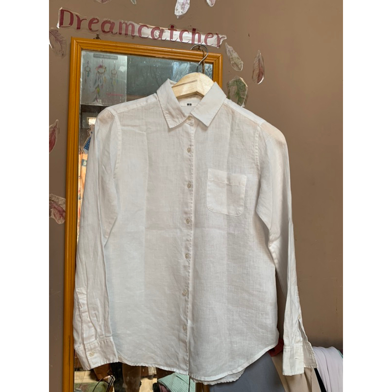 Jual Baju kemeja Uniqlo warna putih / kemeja putih wanita / Uniqlo ...