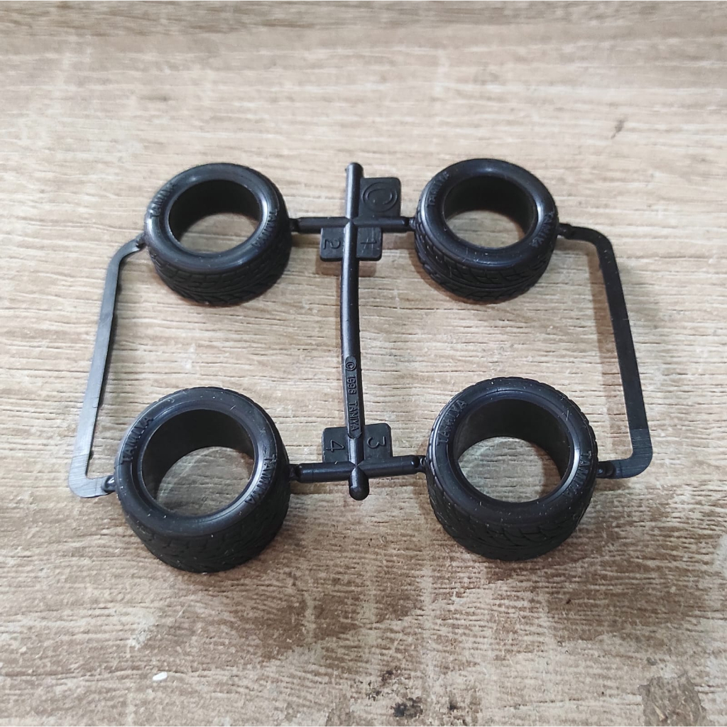 Jual Ban Small Ulir Original Tamiya ( Loose Kit ) | Shopee Indonesia