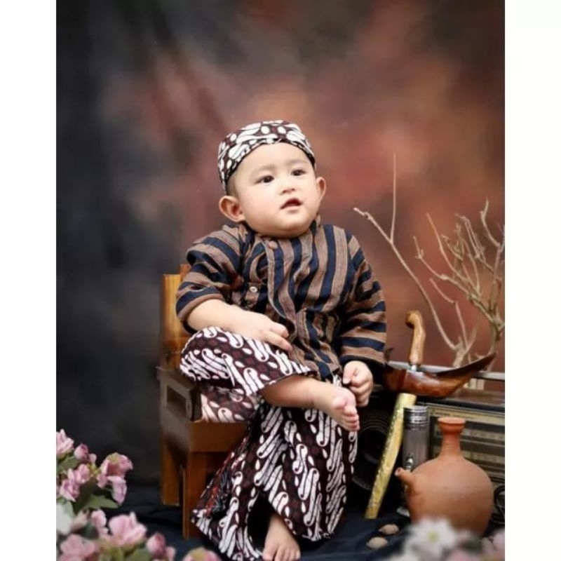 Jual SETELAN BAJU SURJAN ANAK. 3 IN 1 . BAJU + CELANA JARIK + BLANGKON ... Jual SETELAN BAJU SURJAN ANAK. 3 IN 1 . BAJU + CELANA JARIK + BLANGKON ...