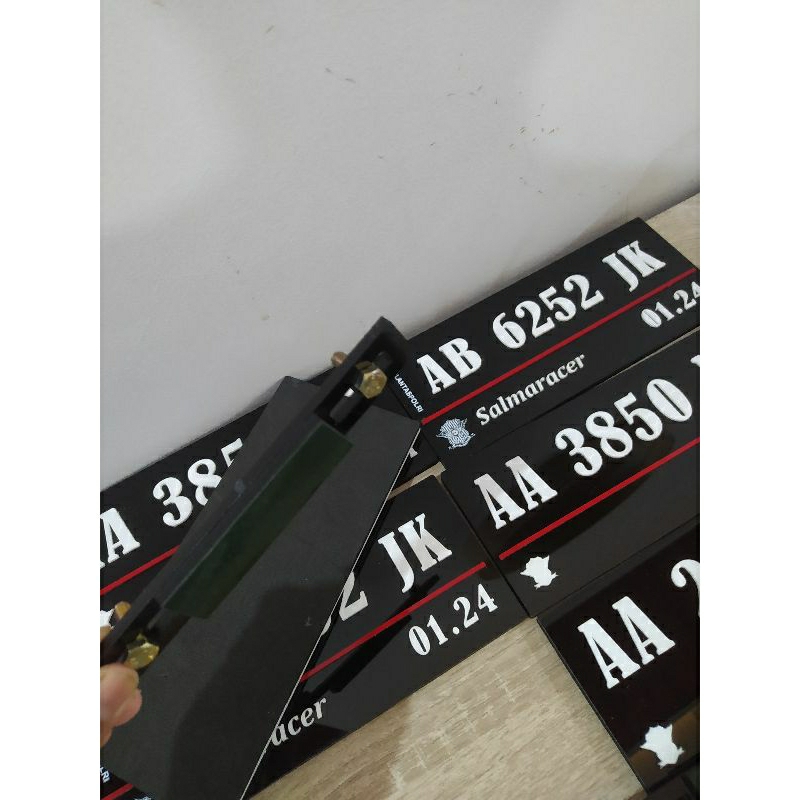 Jual Plat Nomor motor Variasi Murah Hitam Putih/Plat nomor Timbul ...