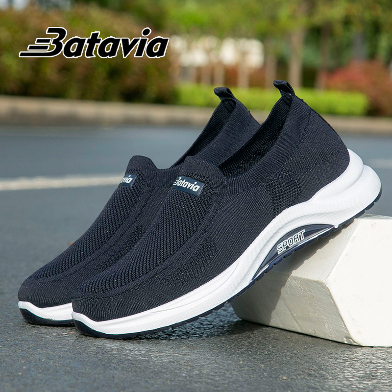 Jual Batavia Sepatu pria keren terbaru memakai sepatu olahraga hitam ...