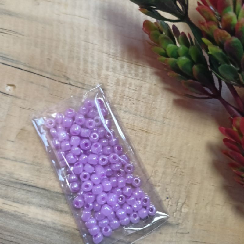 Jual Manik Pasir 6/O/4mm Manik Bahan Gelang/Manik Beads 15 gr | Shopee ...