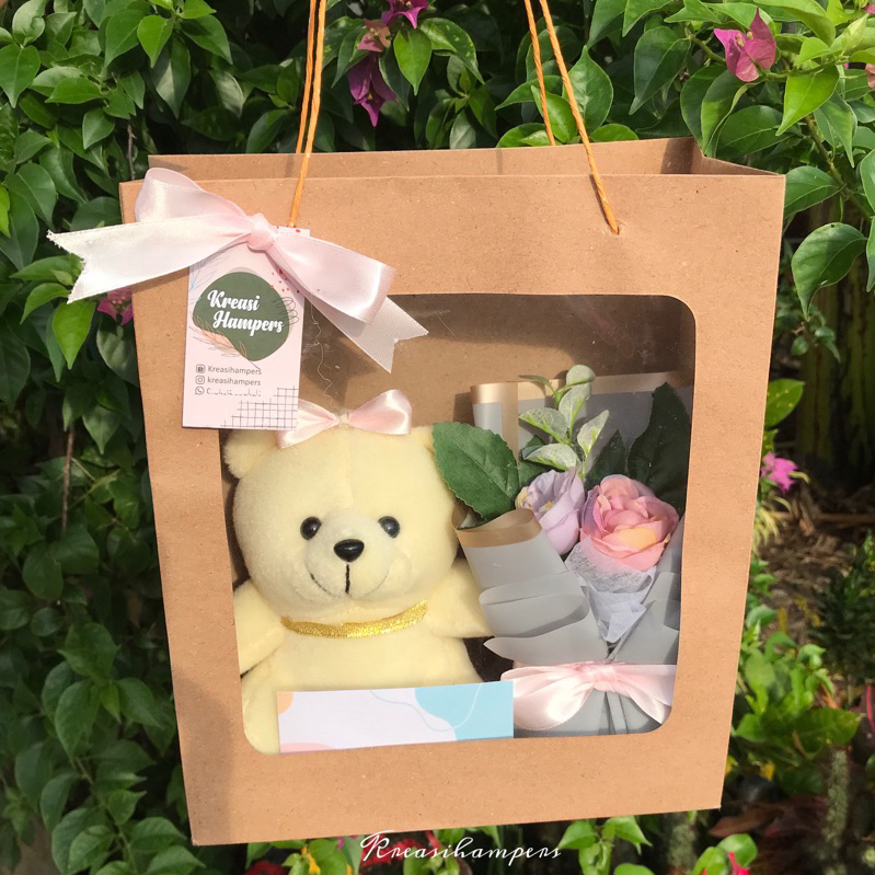 Jual Kado Hampers Gift Wisuda Bunga Boneka | Hampers Tas Bunga Boneka ...