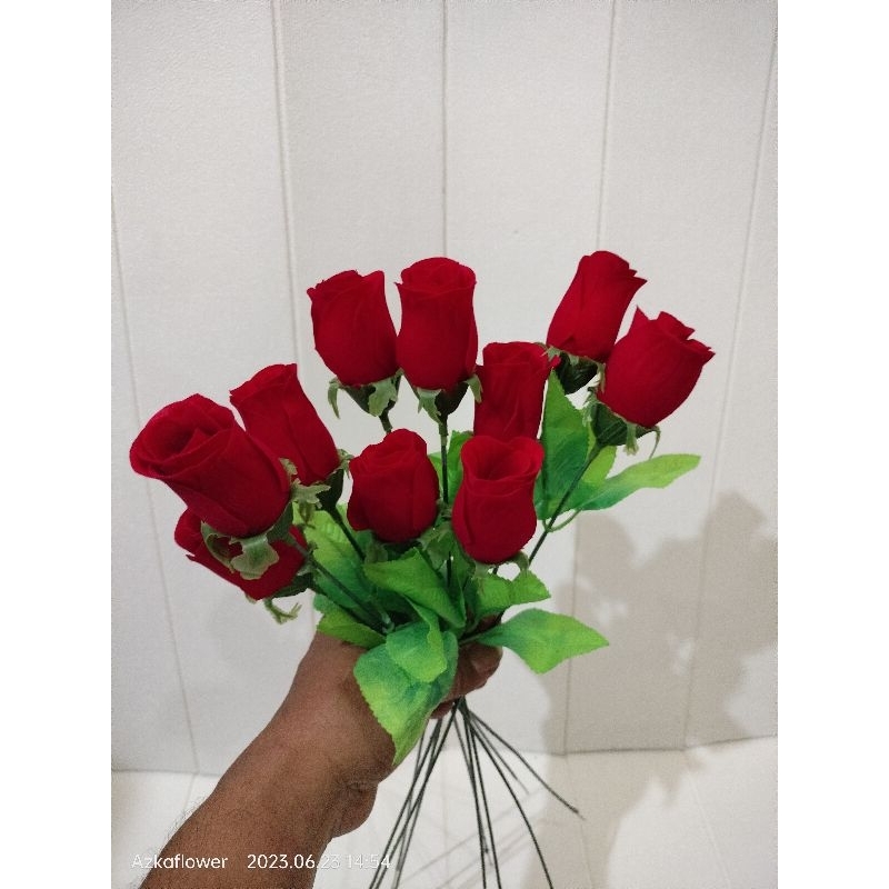 Jual rose kuncup bludru x1 artificial | Shopee Indonesia
