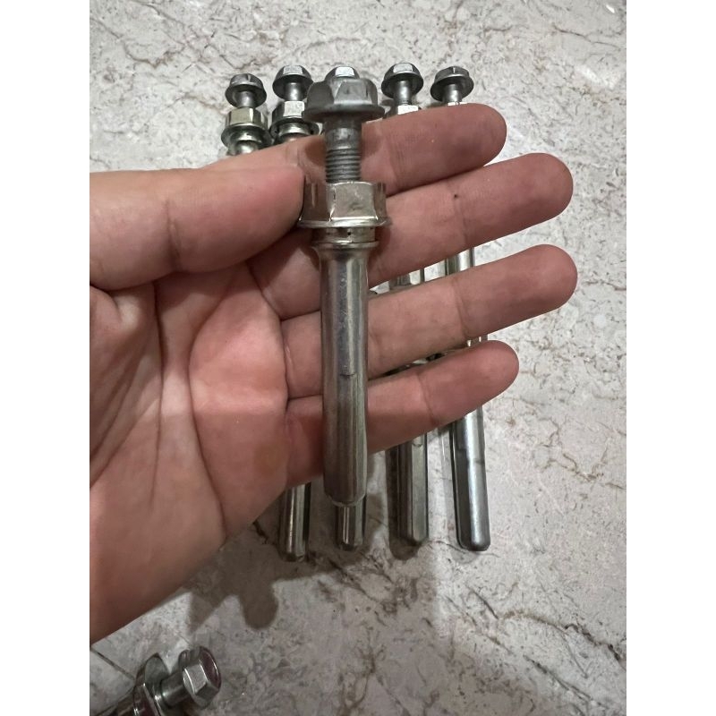 Jual Baut Pin Pen B Caliper Innova Reborn Original | Shopee Indonesia