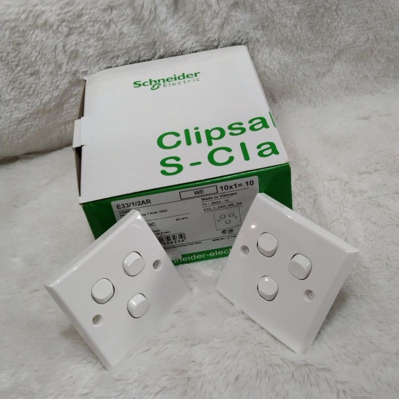 Jual schneider saklar triple segi clipsal | Shopee Indonesia
